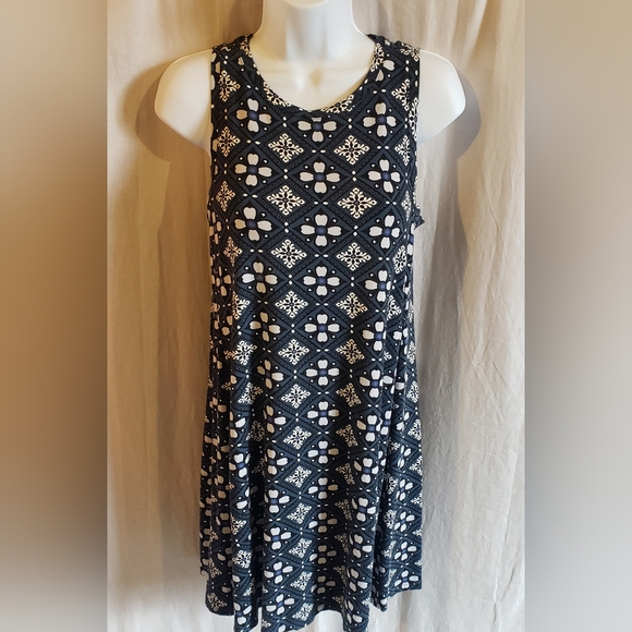 LOFT | Dresses | Loft Sleeveless Printed Shift Dress Size S | Poshmark